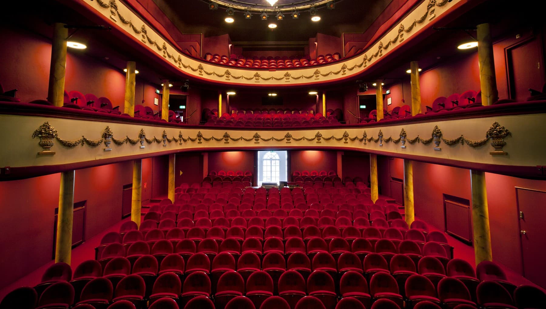 Agora Theater, Bioscoop & Congrescentrum