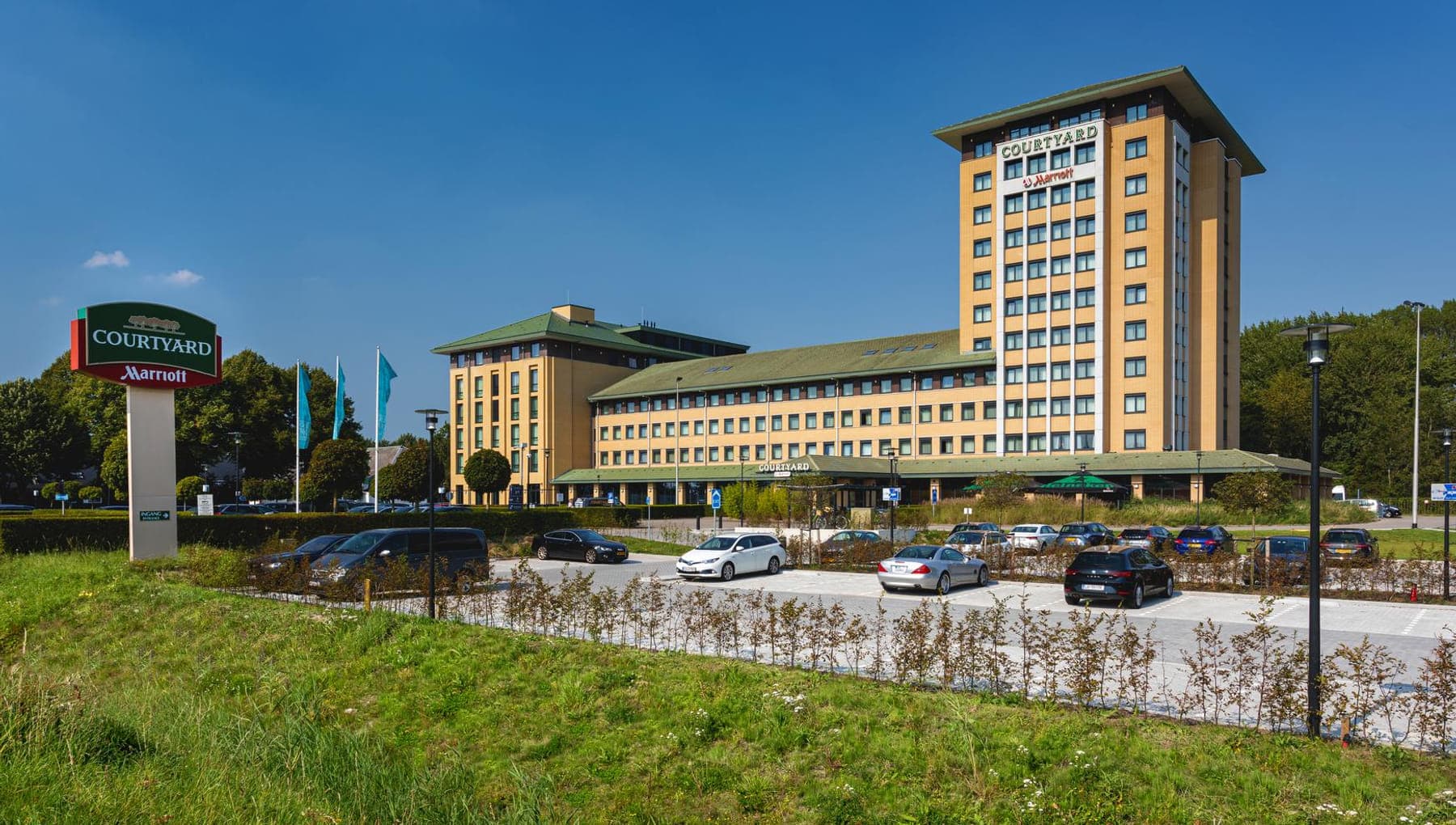 Where to stay in the Flower Strip | I amsterdam